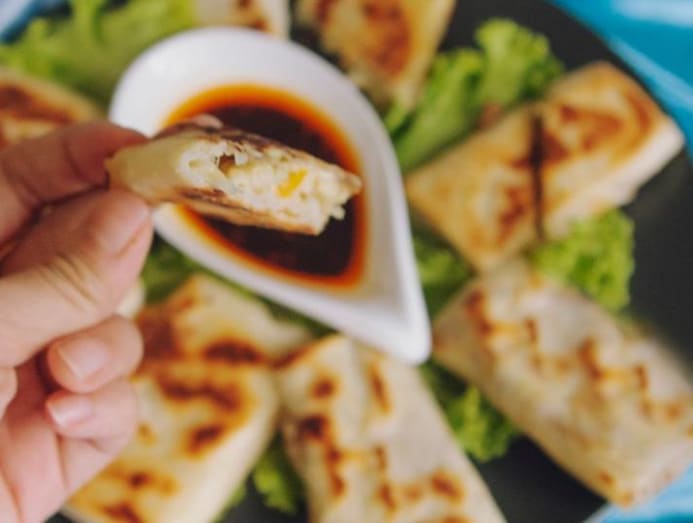 Jalan Kukoh's enterprising mums make popiah and begedil to ride out ...