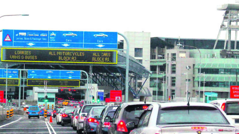 Large MPVs to use bus lanes for faster immigration clearance at Tuas ...