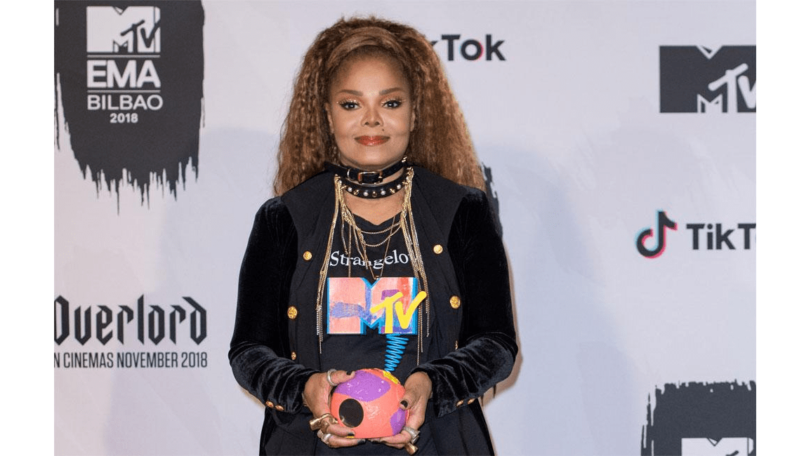 janet jackson biceps