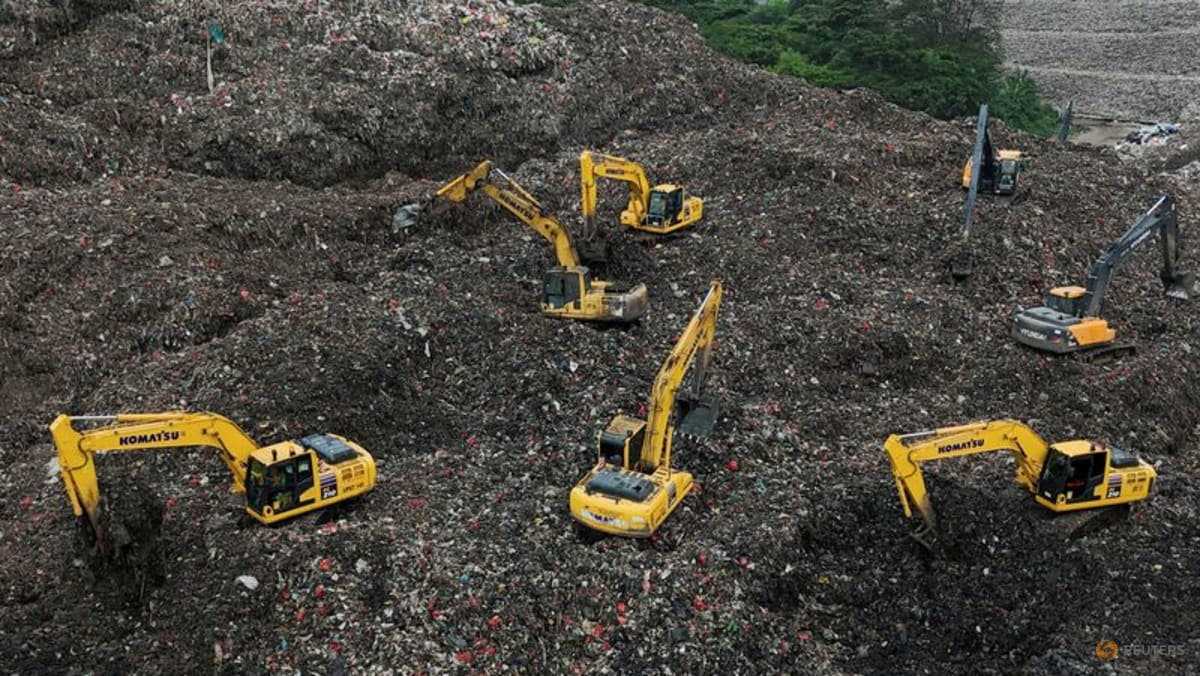 Indonesia says 7 killed in landfill collapse as rescue operation ends - CNA