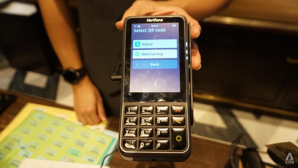 China’s e-payment systems WeChat, Alipay dominate its cashless society ...