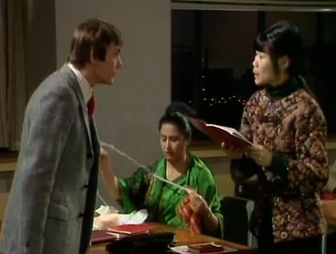 Mind Your Language star Pik-Sen Lim dies at age 80 - CNA Lifestyle