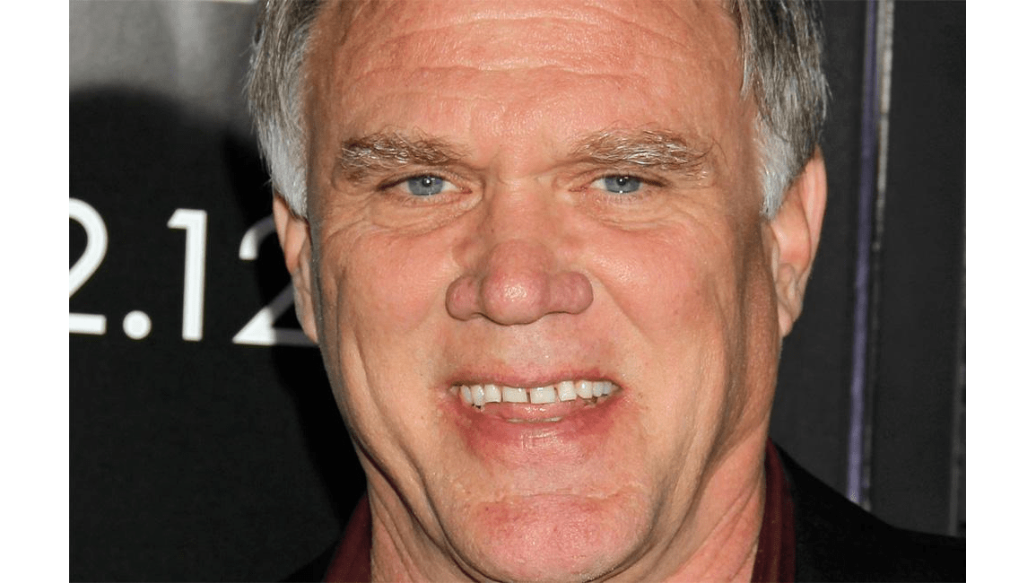 Joe Johnston returning to direct Shrunk - 8days