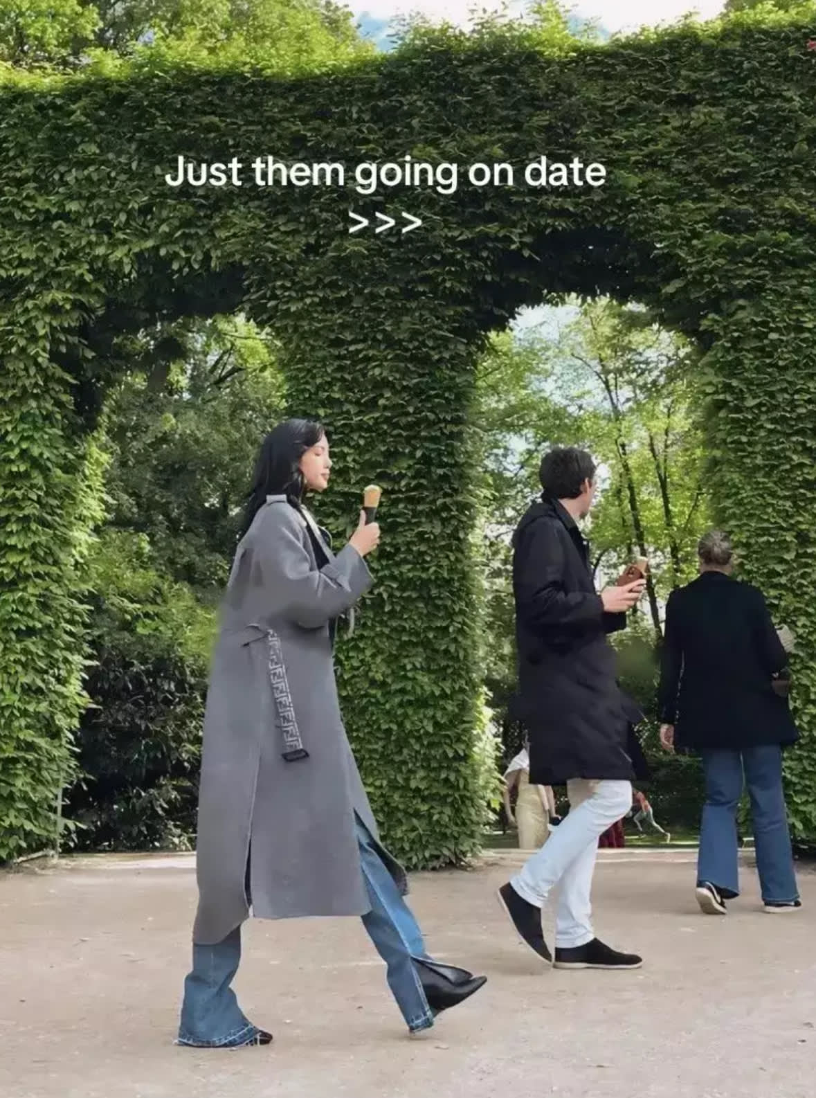 Blackpink’s Lisa & Rumoured Boyfriend LVMH Scion Frederic Arnault Turn ...