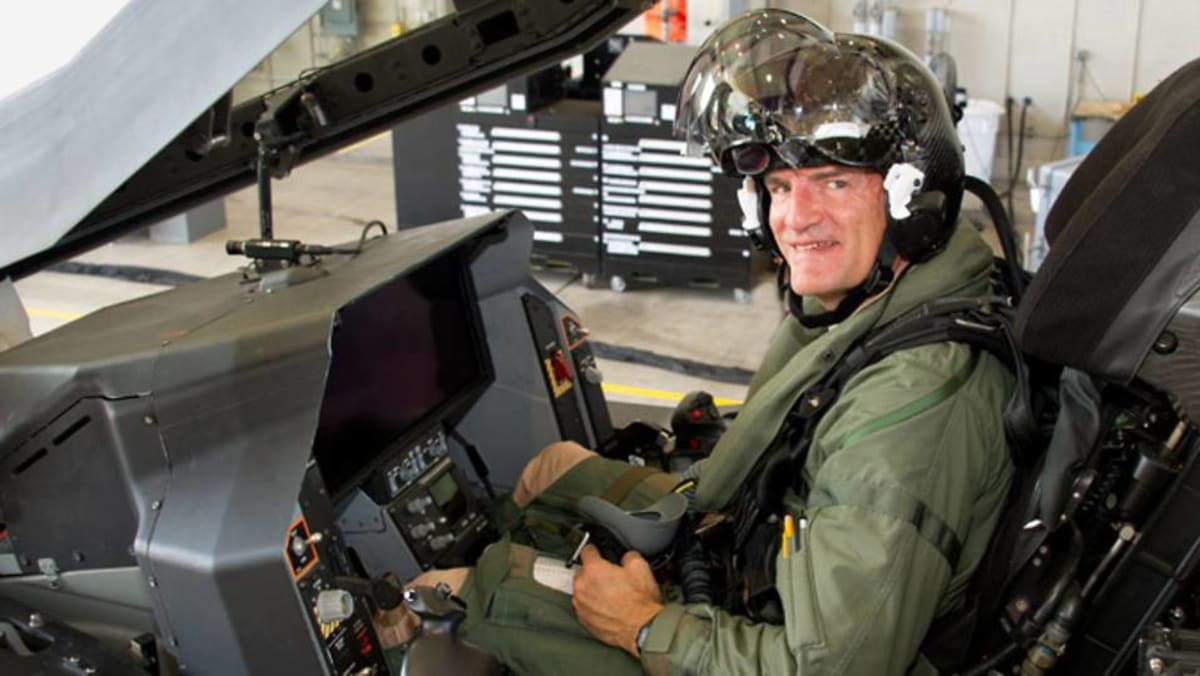F 35 Pilot Test Pilot Shares What It's Like To Jump From F 16 To F 35