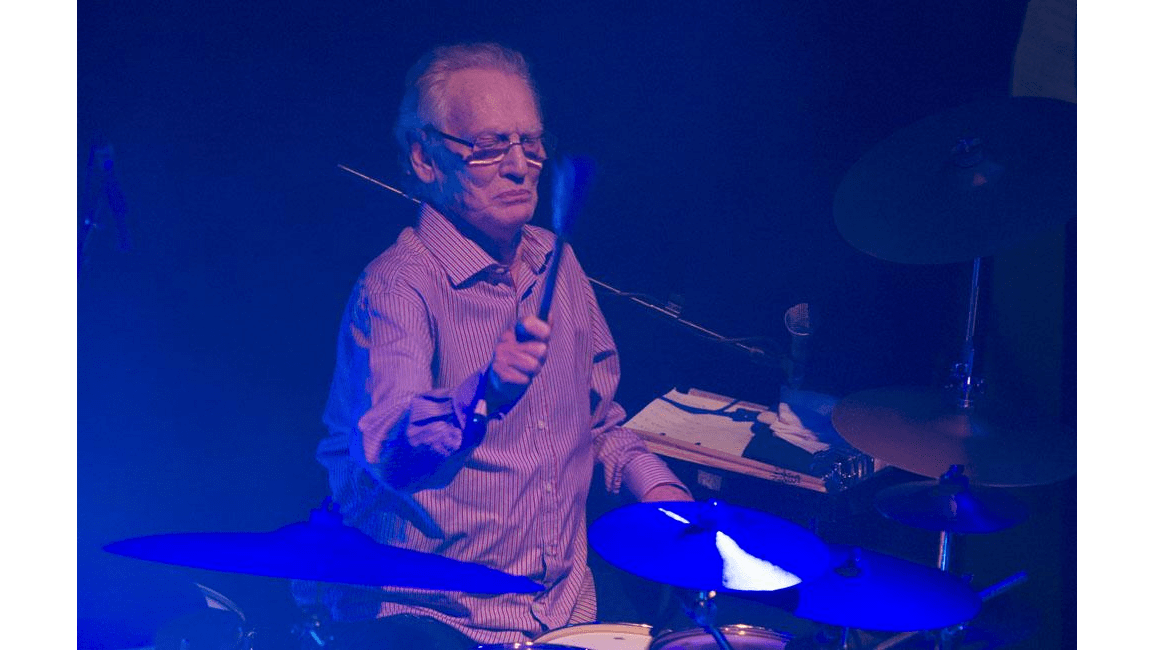 Ginger Baker's 'holding his own' after hospital admission in 'critical ...