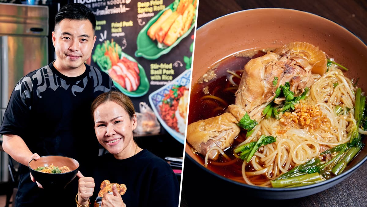 Thai-Singaporean Couple Serves Hard-To-Find Bangkok Chicken Noodle Soup In Sim Lim Square - 8days