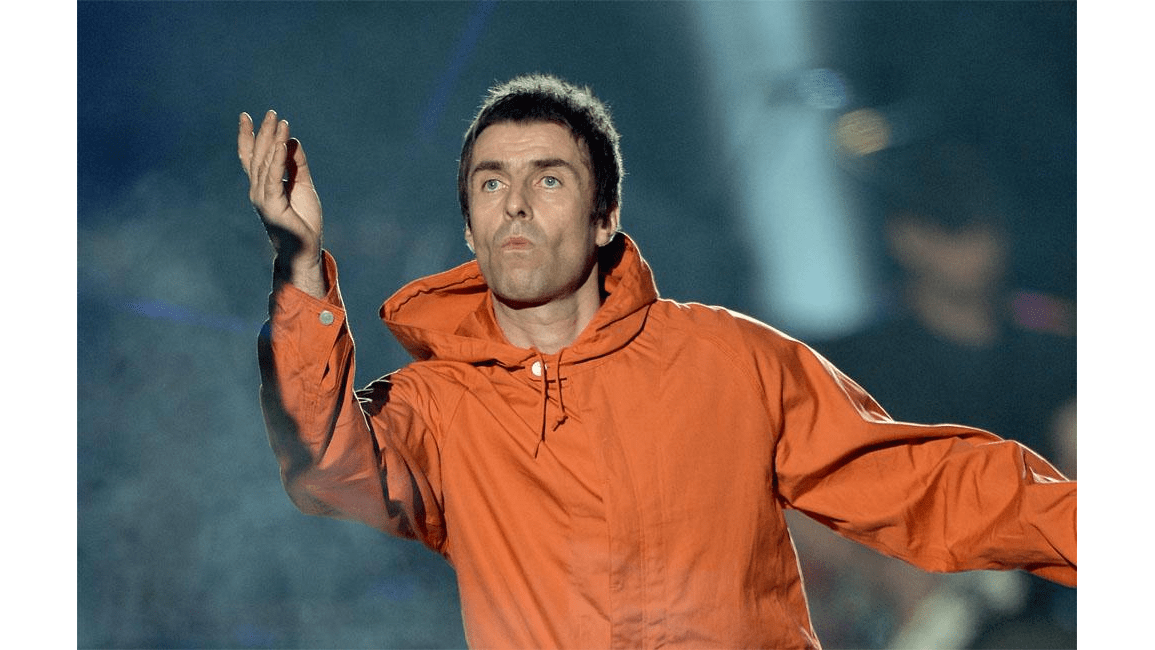 Liam Gallagher advises fans to lay off booze - 8days