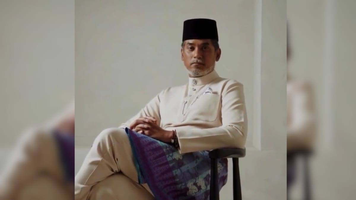 Selain penyampai radio, Khairy Jamaludin jadi peragawan pula - BERITA ...