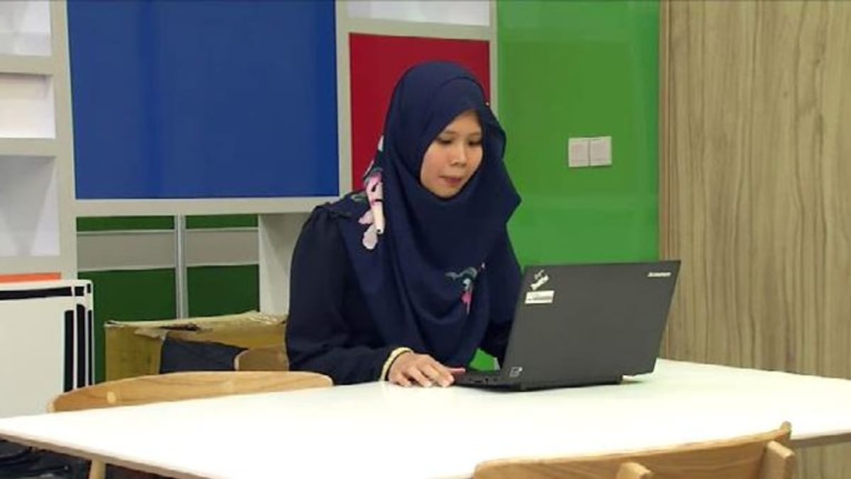 Siti Hanisah Yahya, pemimpin Perkhidmatan Awam cemerlang - BERITA Mediacorp