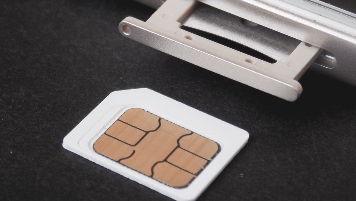 Mobile phone retailer gets S$10,000 fine after fraudulently registering 290 SIM cards for S ...