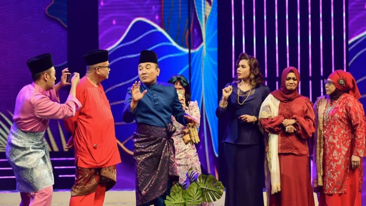 Filem khas Hari Raya, rancangan hiburan dan banyak lagi untuk meriahkan ...