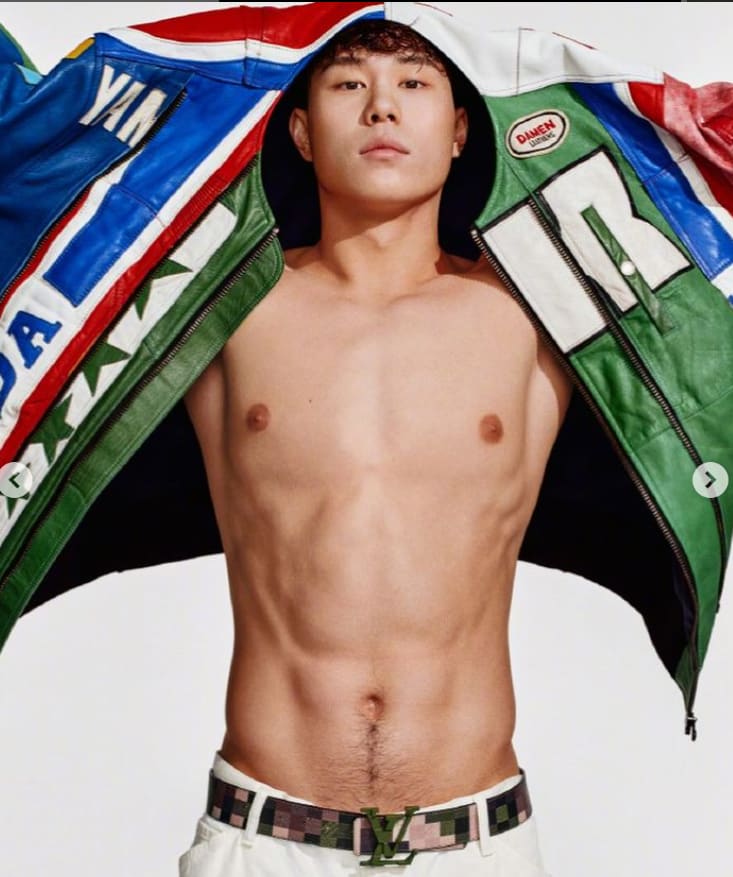 "Olympics Or Paris Fashion Week?": Chinese Swimmer Qin Haiyang’s Strut ...