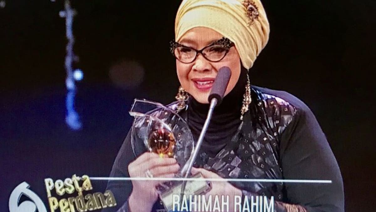 Rahimah Rahim penerima Anugerah Sepanjang Hayat Pesta Perdana ...