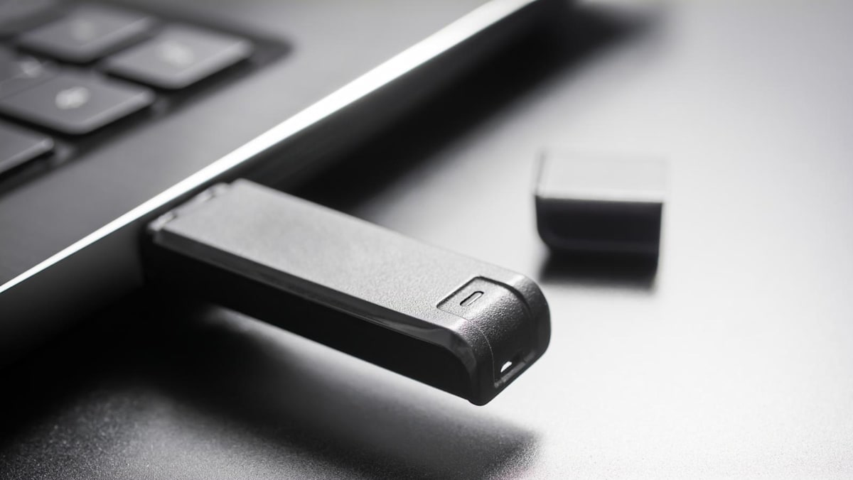 OSIM founder Ron Sim sends letter of demand to Trek 2000 chairman - CNA