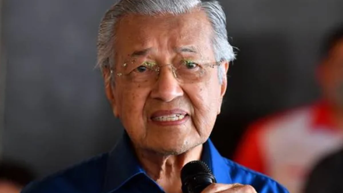 Dr Mahathir dakwa kenyataan Anwar Ibrahim bahawa SG guna Kadar Dasar ...