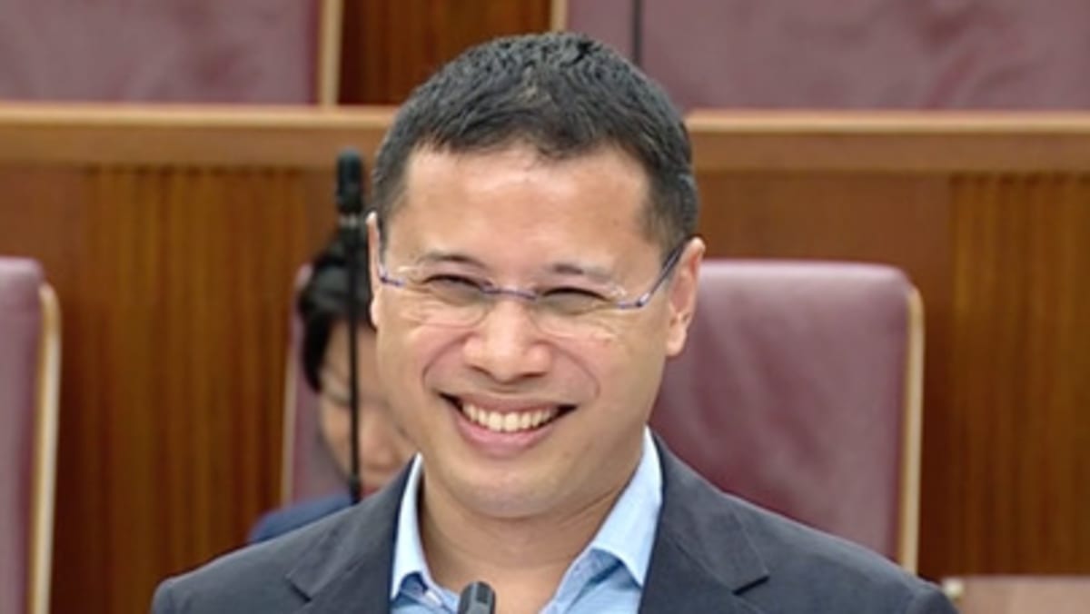 Education Minister Desmond Lee tests the House with PSLE math question ...