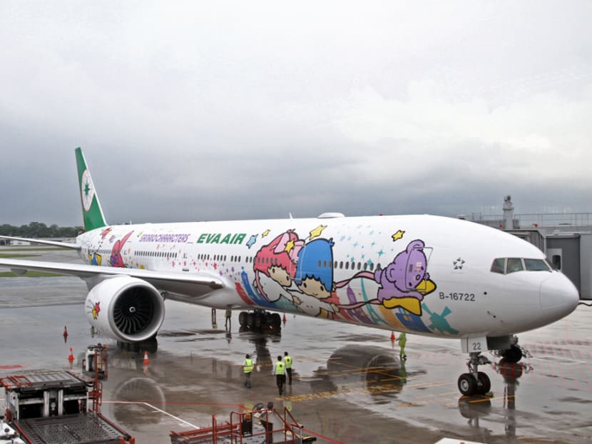 hello kitty aeroplane